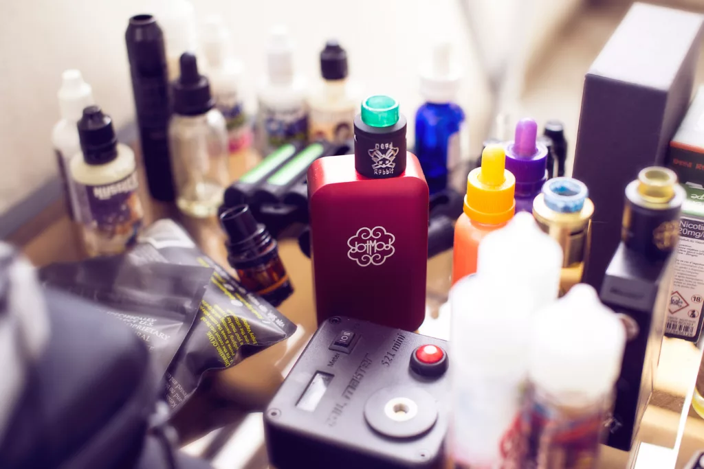 Evolvd Battery: The Ultimate Vaping Experience | Battery Tools